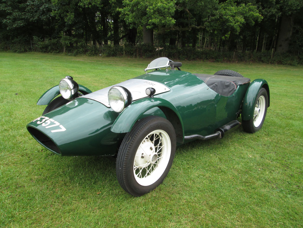 Historic Specials Go Wild in the Cotswolds | Hagerty UK