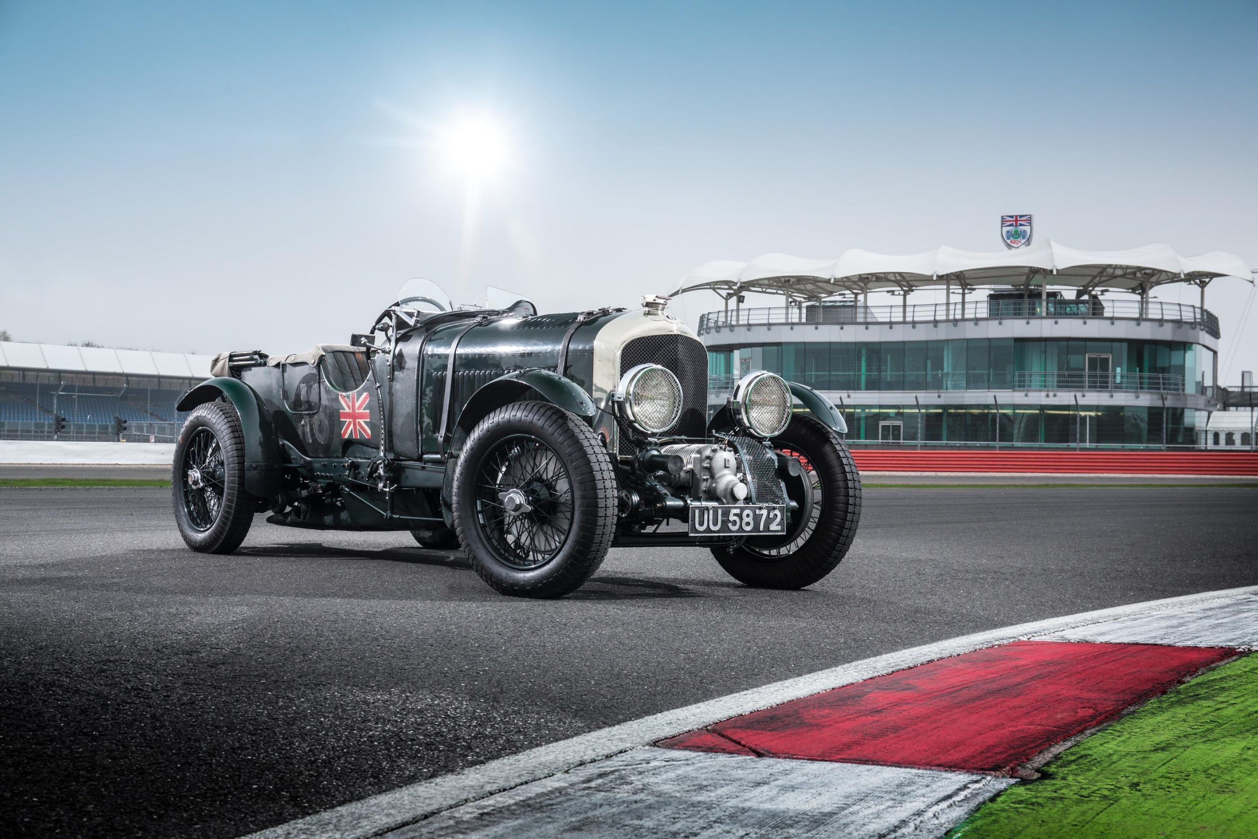 Bentley fires up first new Blower engine – on a Spitfire test rig ...