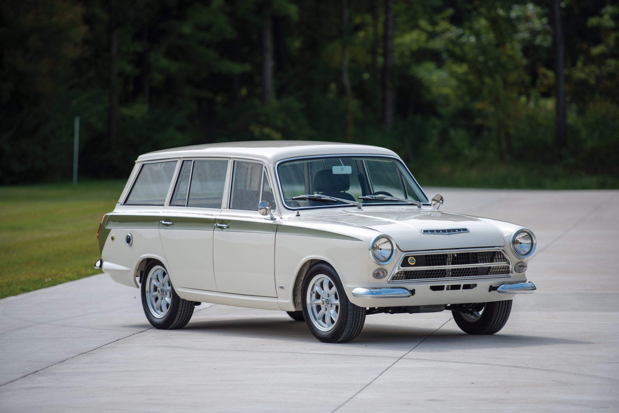 Drifting to the poodle parlour: Rare Lotus Cortina estate up for grabs ...