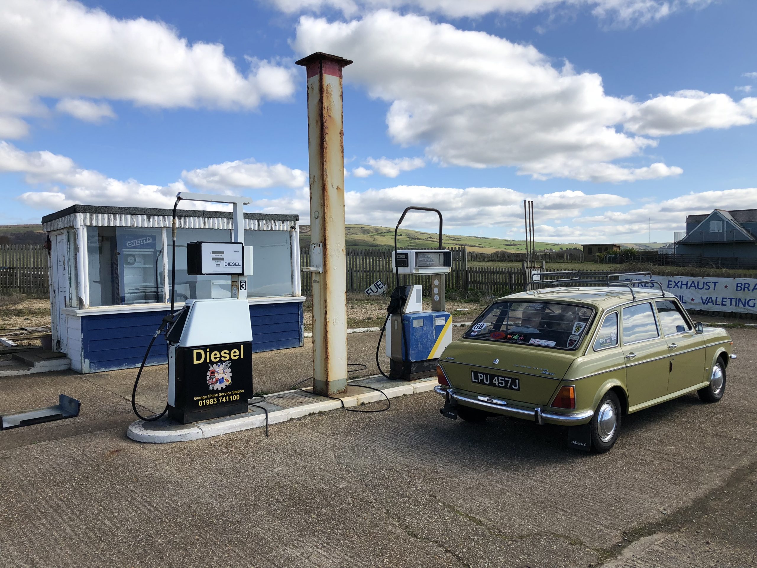 Take a tour of Britain's preserved and crumbling local petrol stations ...