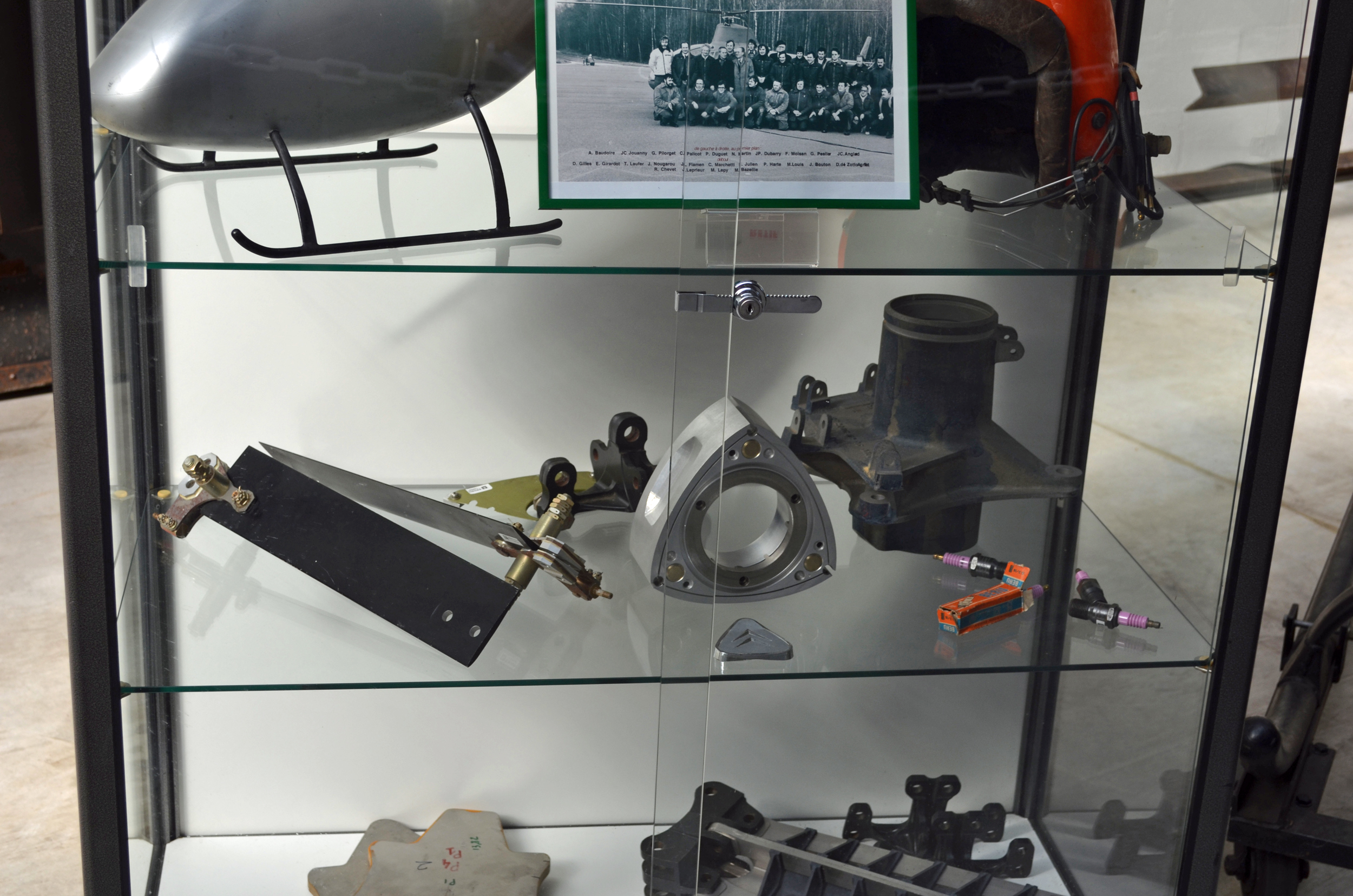 Citroën built and tested a helicopter with twin-rotor Wankel power ...