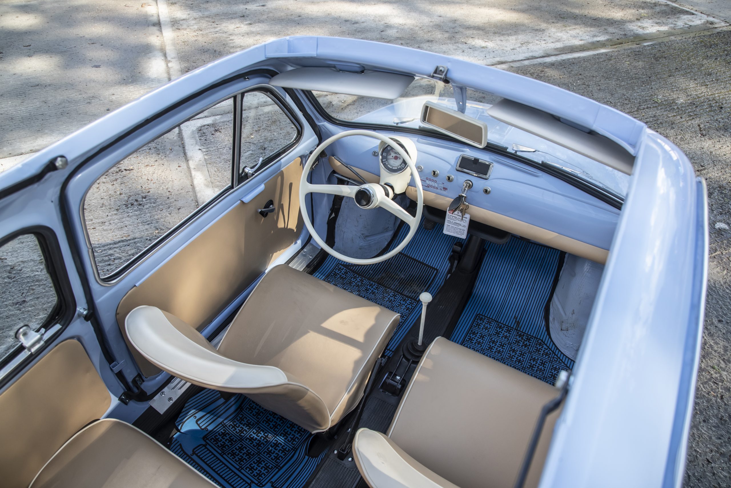 Tiny Happy People: Driving a titchy classic kei car is big fun | Hagerty UK