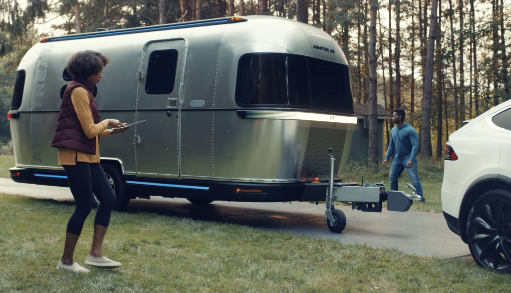 Airstream eStream: Electric power for the world’s coolest caravan ...