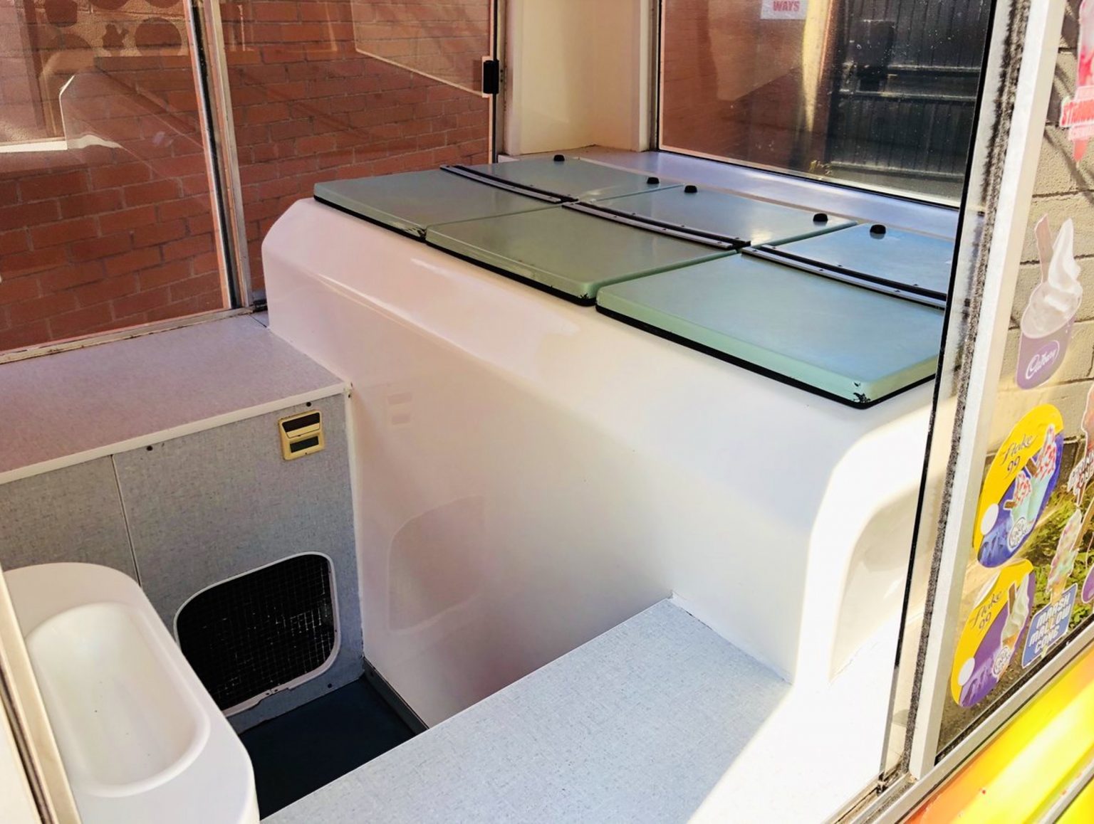 This Mitsubishi Pajero ice cream van is perfect for wilderness snack ...