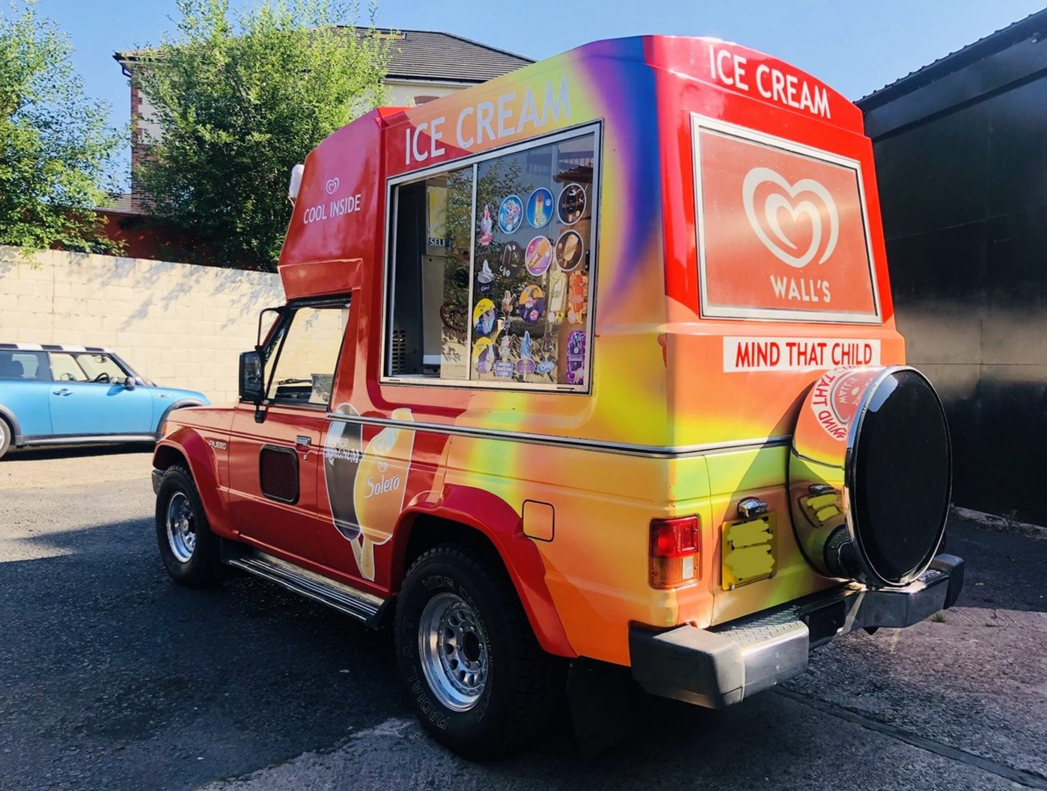 This Mitsubishi Pajero ice cream van is perfect for wilderness snack ...
