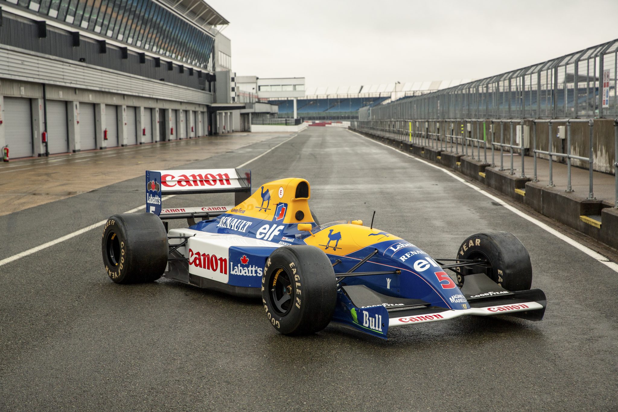 Nigel Mansell is selling one of his prized red racers – but it's not ...