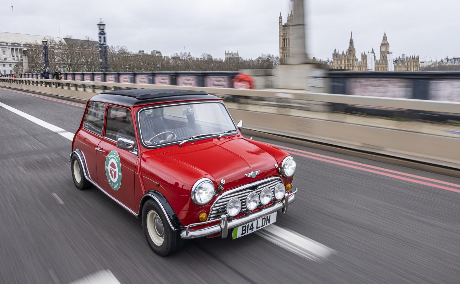 Electrogenic Mini review: Exploring London in the perfect city car ...
