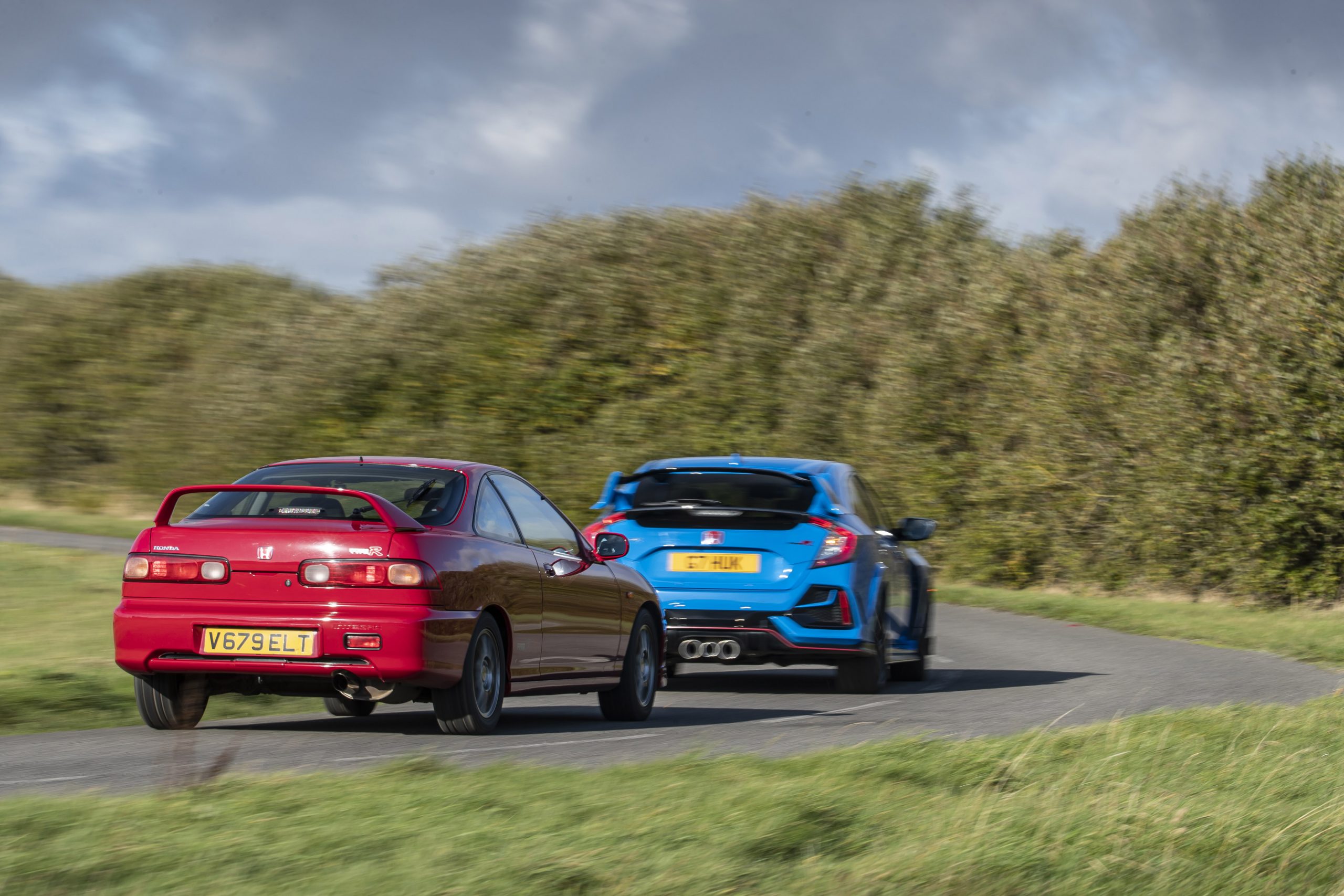 Retro Rewind: Honda Integra Type-R vs Honda Civic Type-R | Hagerty UK