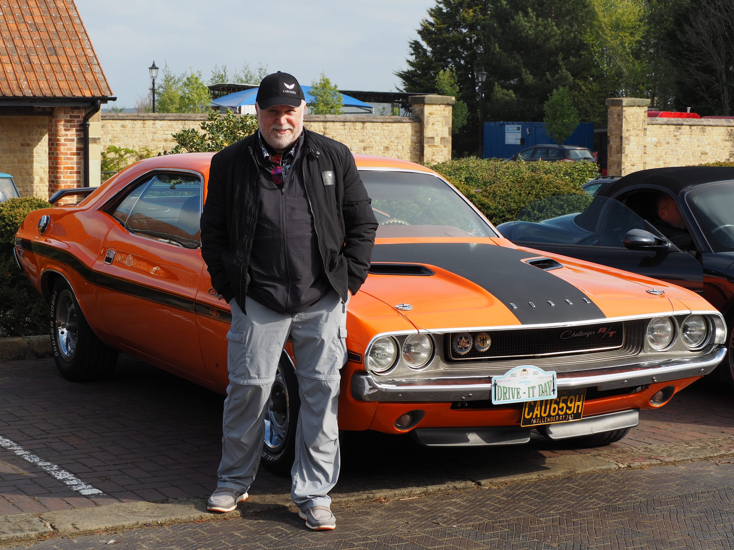 Your Classics: Bob Nauer and his rare Swiss Dodge Challenger R/T ...