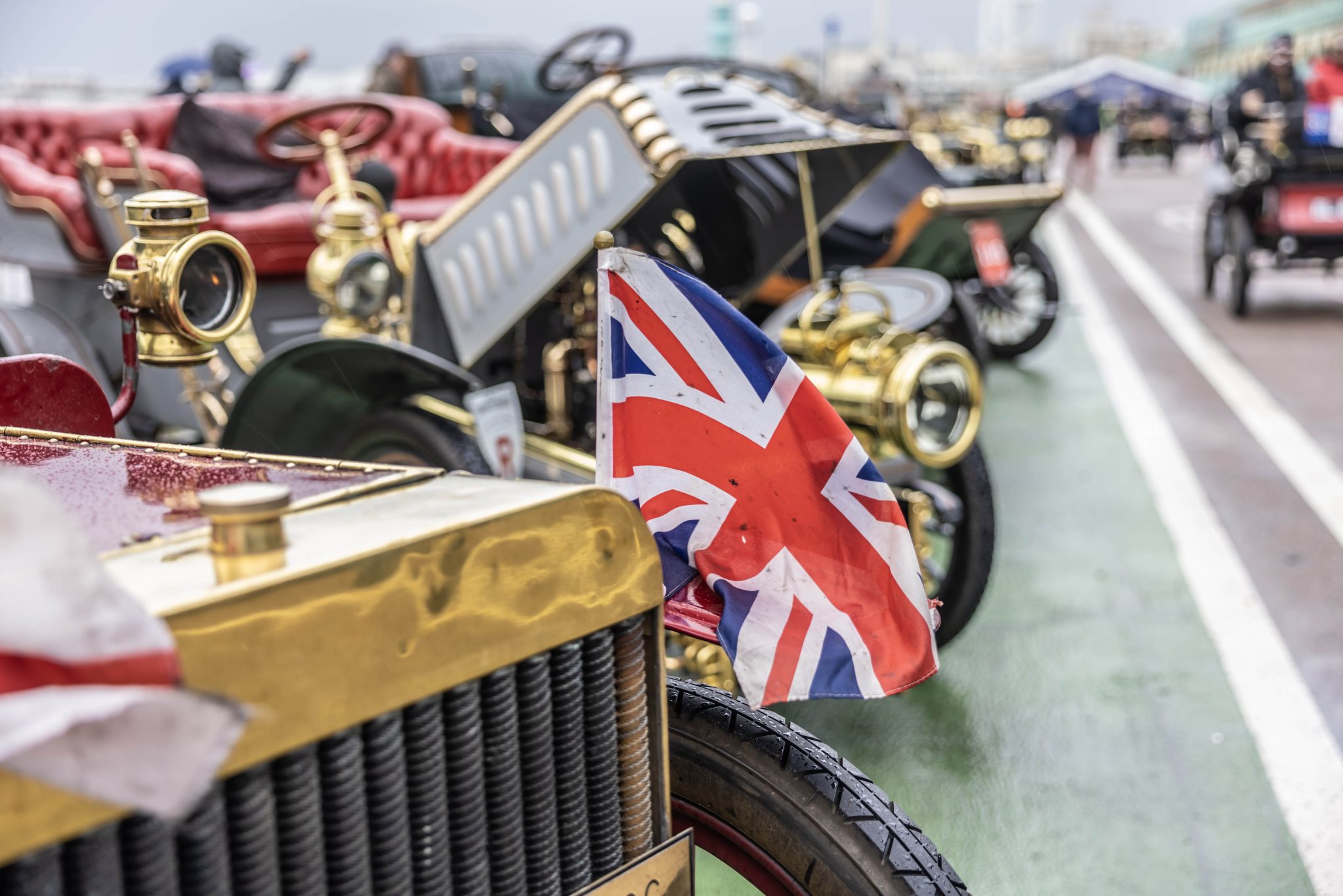 British grit and oil lamps on the London to Brighton Veteran Car Run ...
