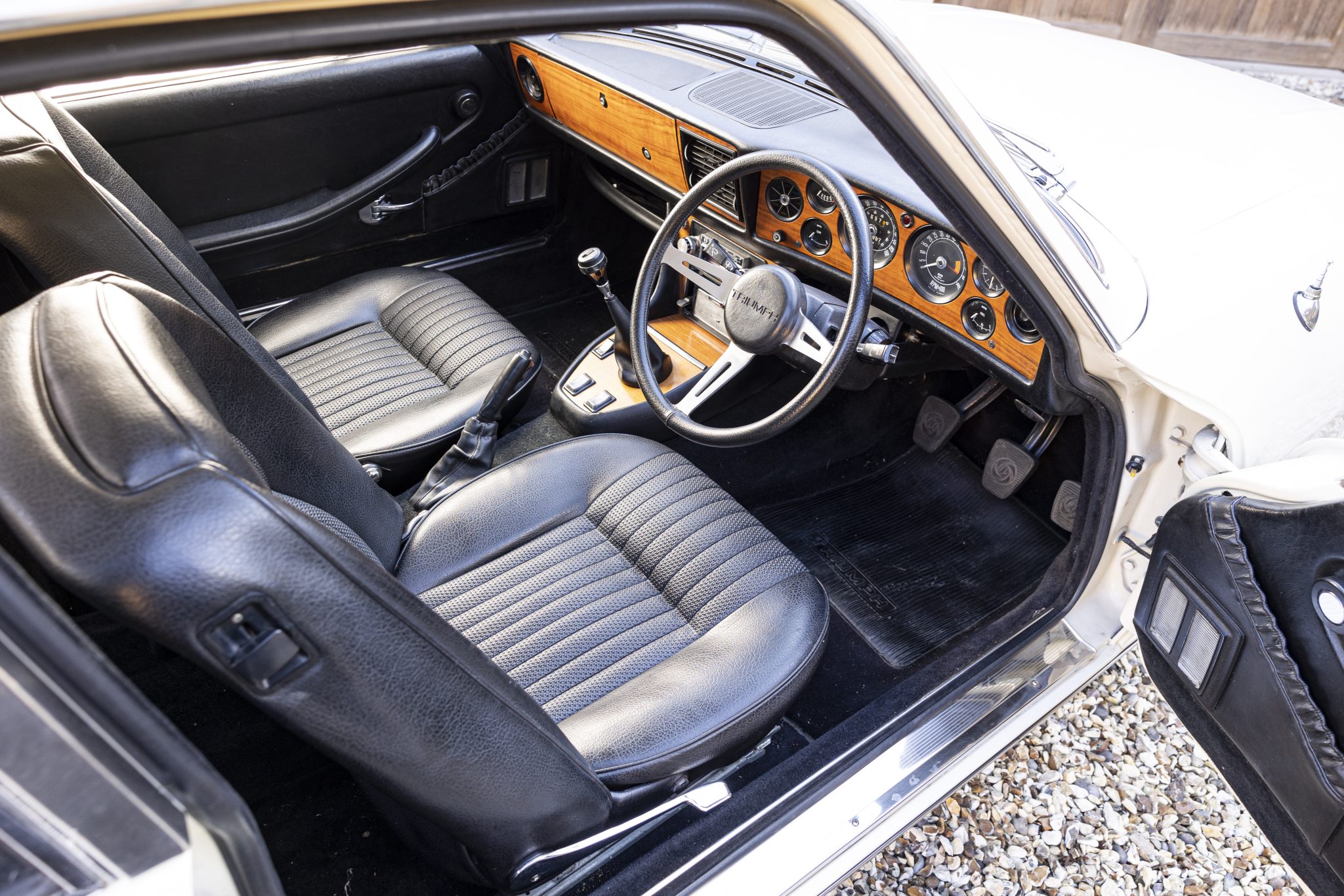 Triumph Stag Fastback expected to set auction record at Goodwood ...