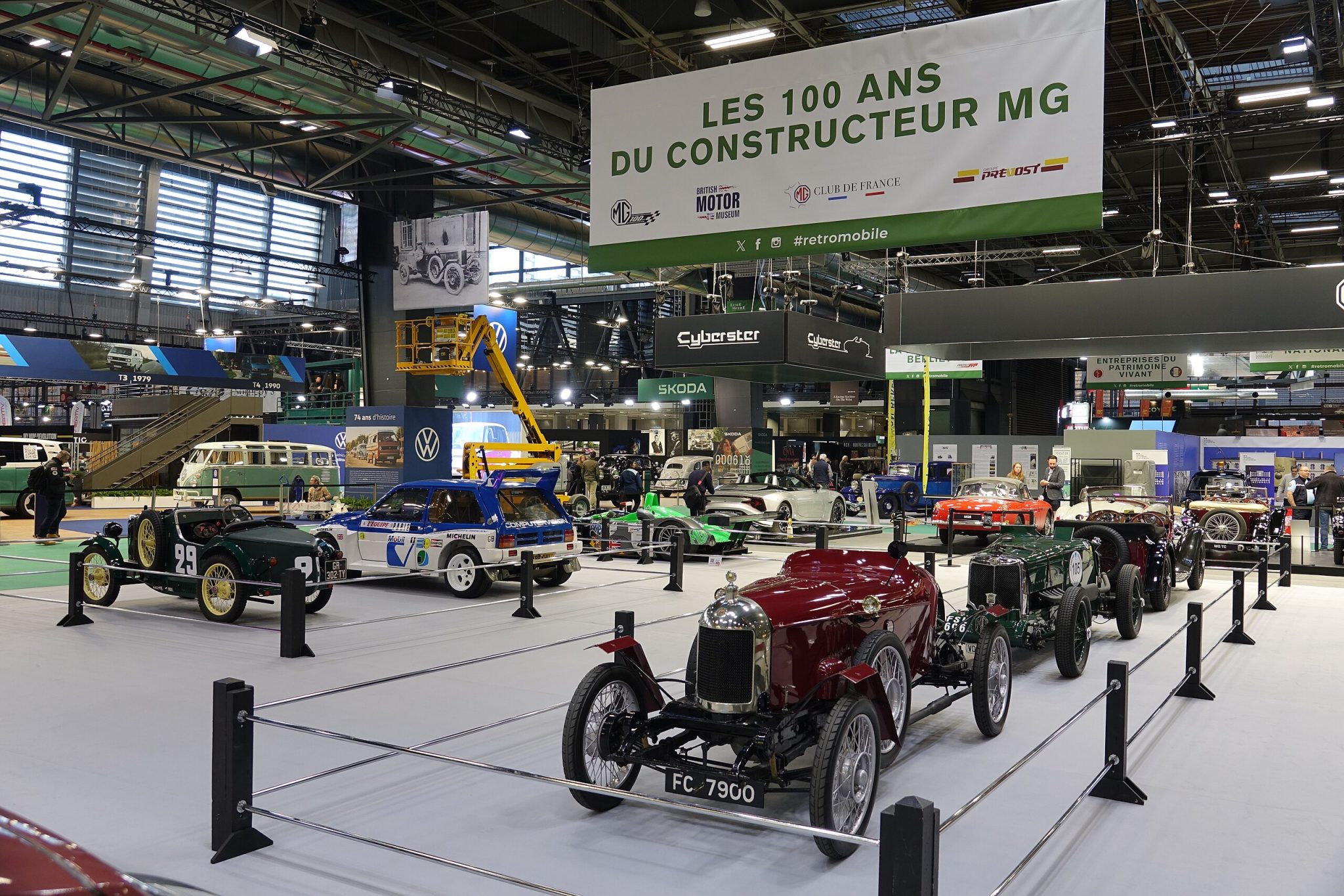 Cheaper Cars Led the Way at Paris Auctions | Hagerty UK
