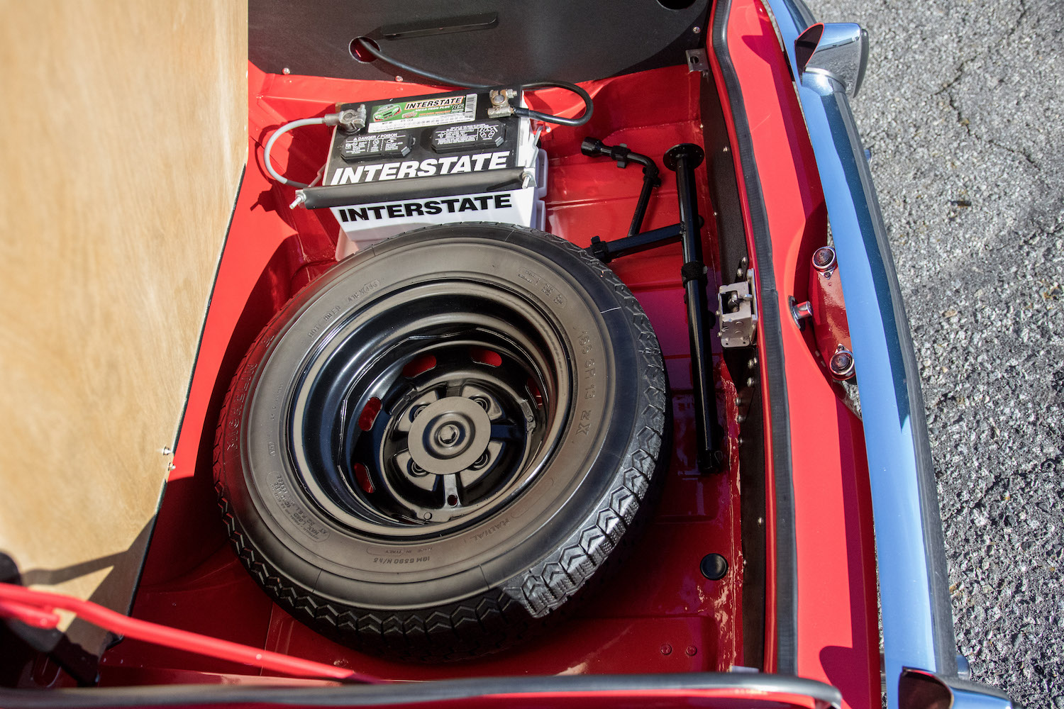 Before Their Le Mans Glory Days, Ken Miles and Carroll Shelby Built the ...