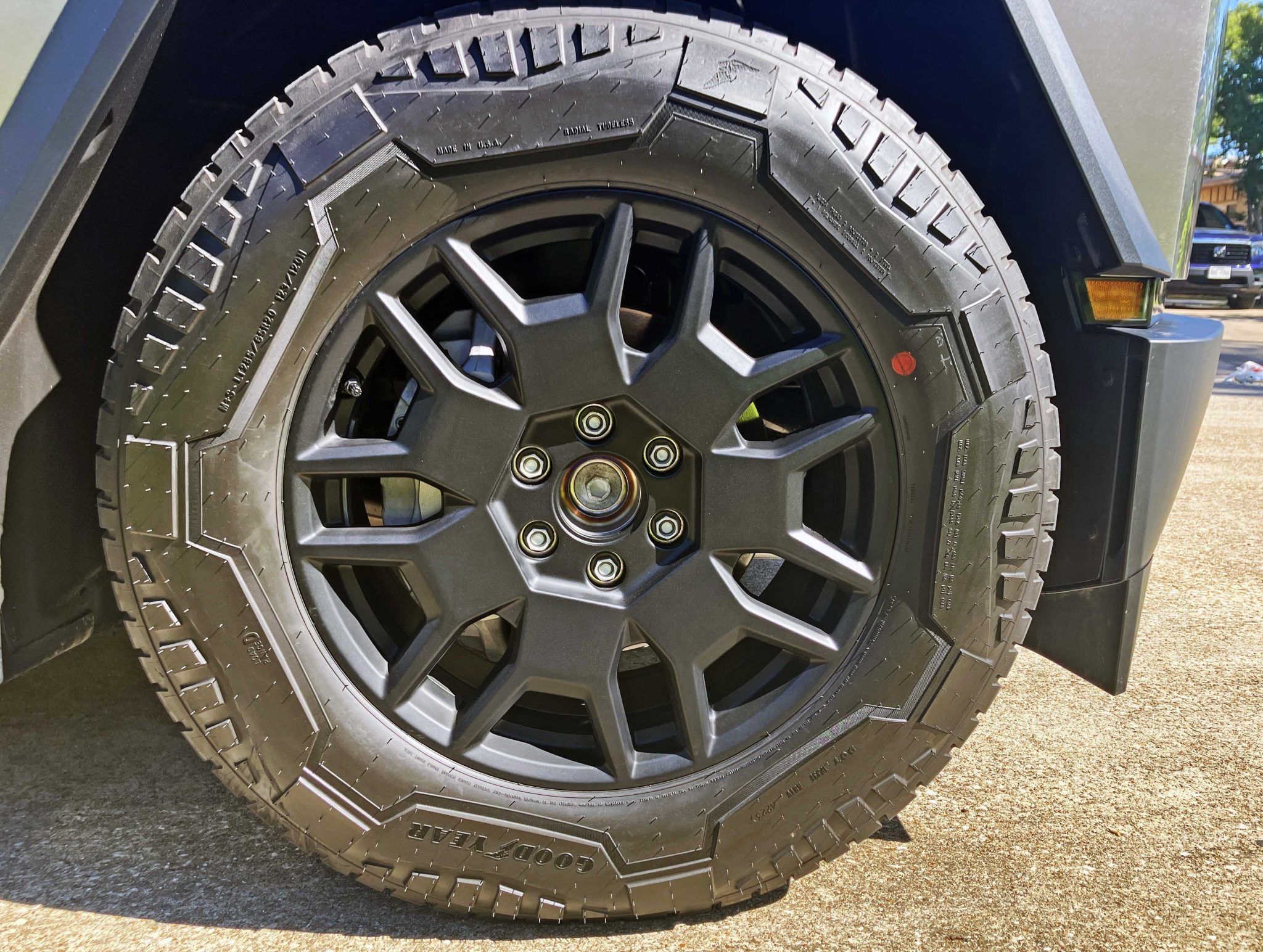 From All Angles, the 2024 Tesla Cybertruck Is Just Different | Hagerty UK