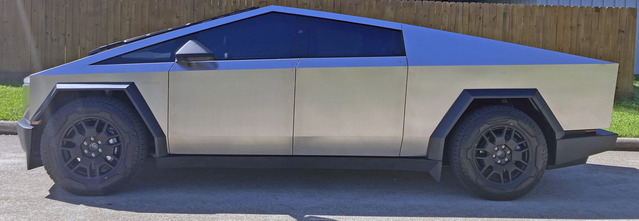 From All Angles, the 2024 Tesla Cybertruck Is Just Different | Hagerty UK