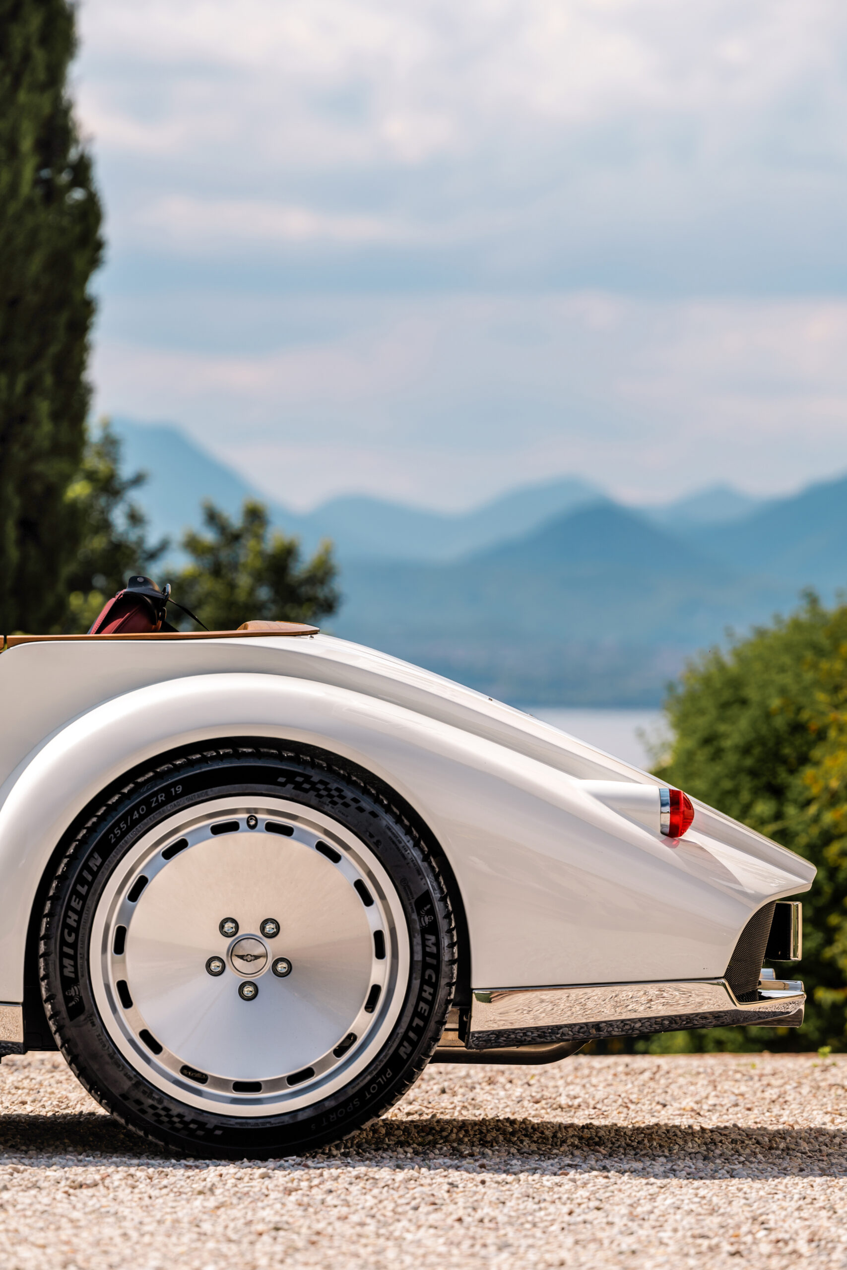 Design Breakdown: Pininfarina Works Its Magic on the Morgan Midsummer ...