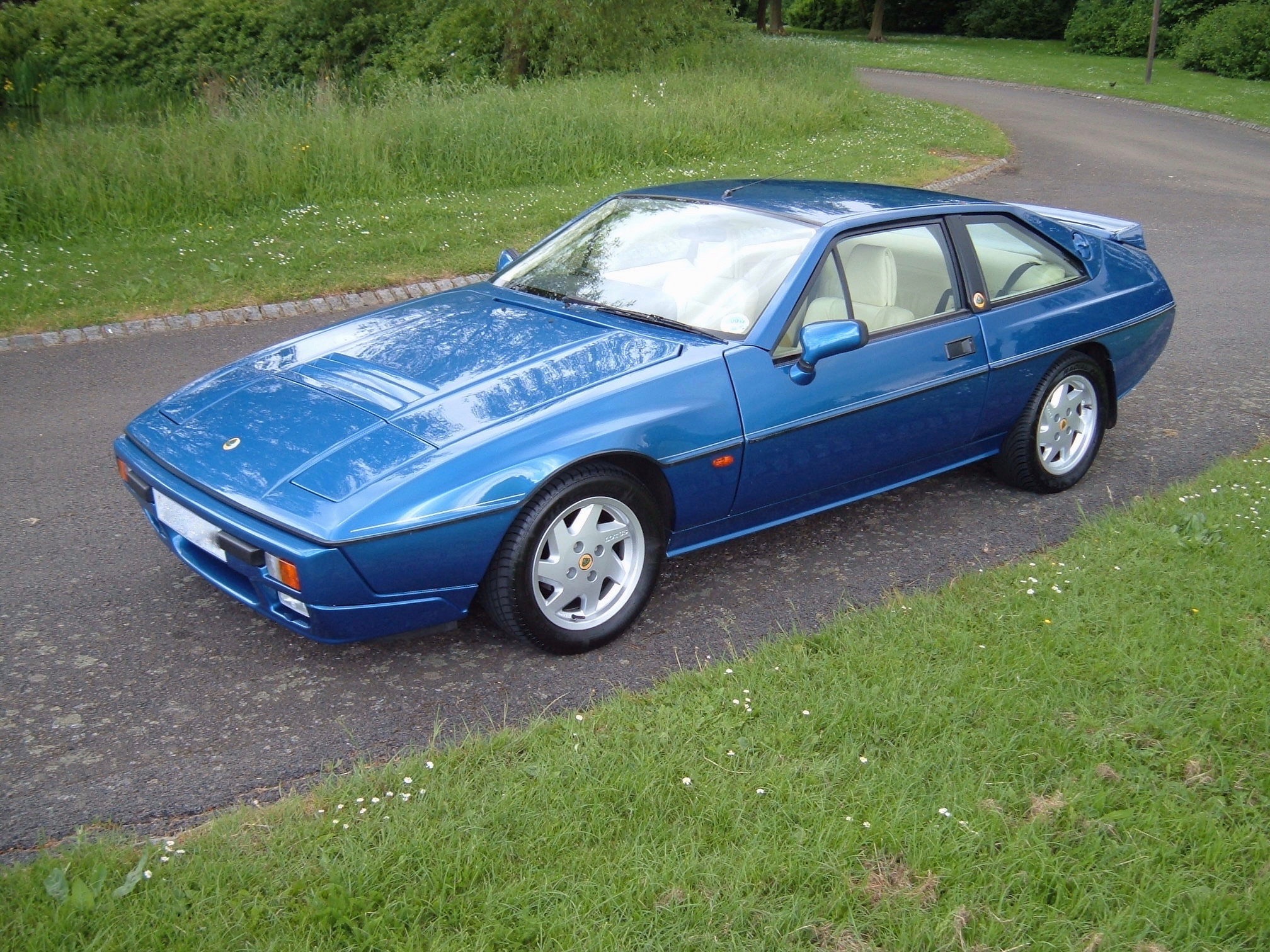 1985 Lotus Excel 2174 Coupe | Hagerty UK